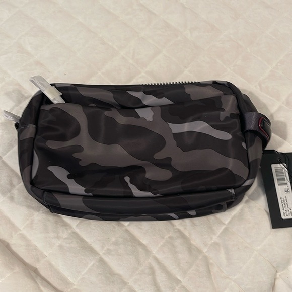 MZ Wallace | Bags | Nwt Mz Wallace Bleecker Dop Lit Medium Gray Camo ...